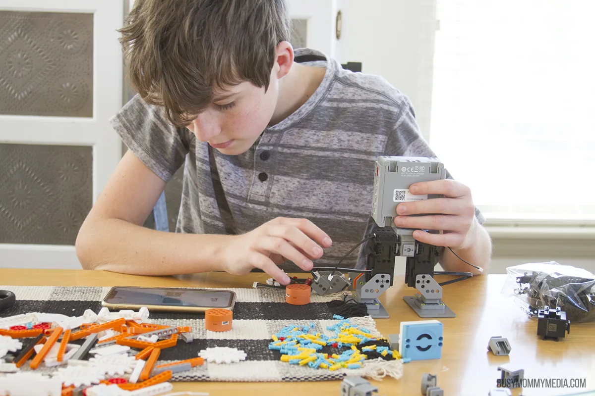 Get Kids Excited About STEM with JIMU Robots