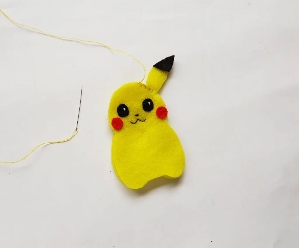 Pokémon Craft - DIY Felt Pikachu Plush