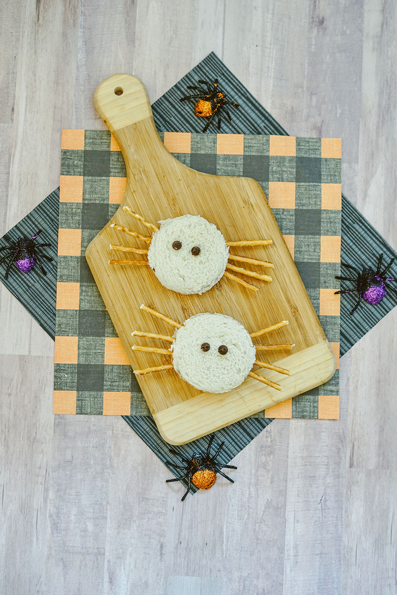 Easy Spider Sandwiches