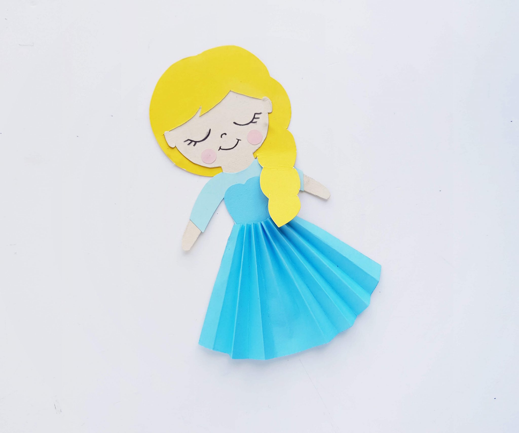Queen Elsa - Frozen Craft for Kids (with Printable Template)